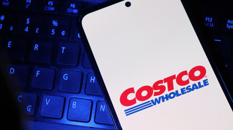 Costco and Sam's Club both have mobile apps, but what sets them apart?