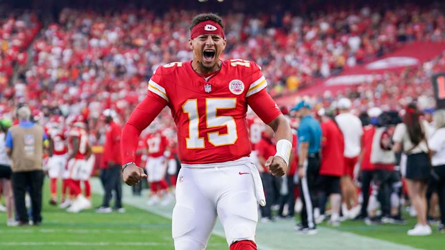 Patrick Mahomes had perfect reaction to Chiefs signing Kenneth Walker