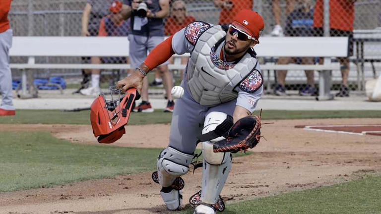 Spring injury could hasten Cardinals catcher's departure from behind ...