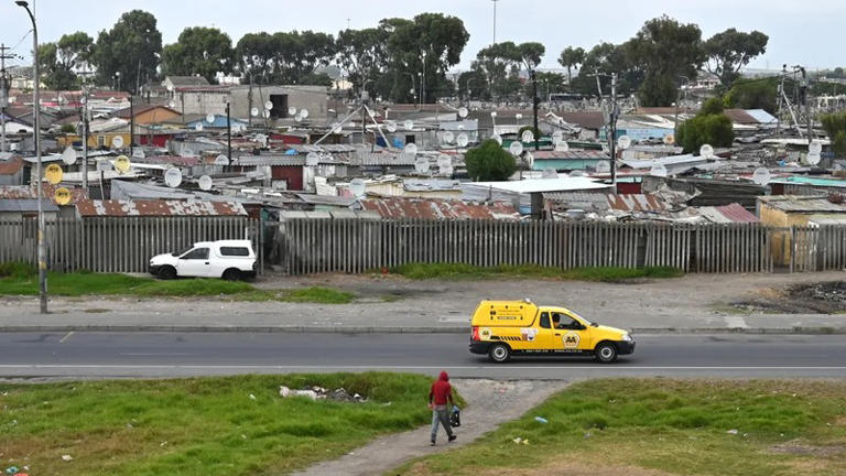 The deceptive curve: why Zipf’s law masks South Africa’s spatial decadence