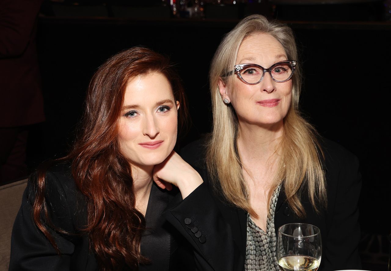 Grace Gummer reflects on wearing this accessory to the Oscars with mom ...