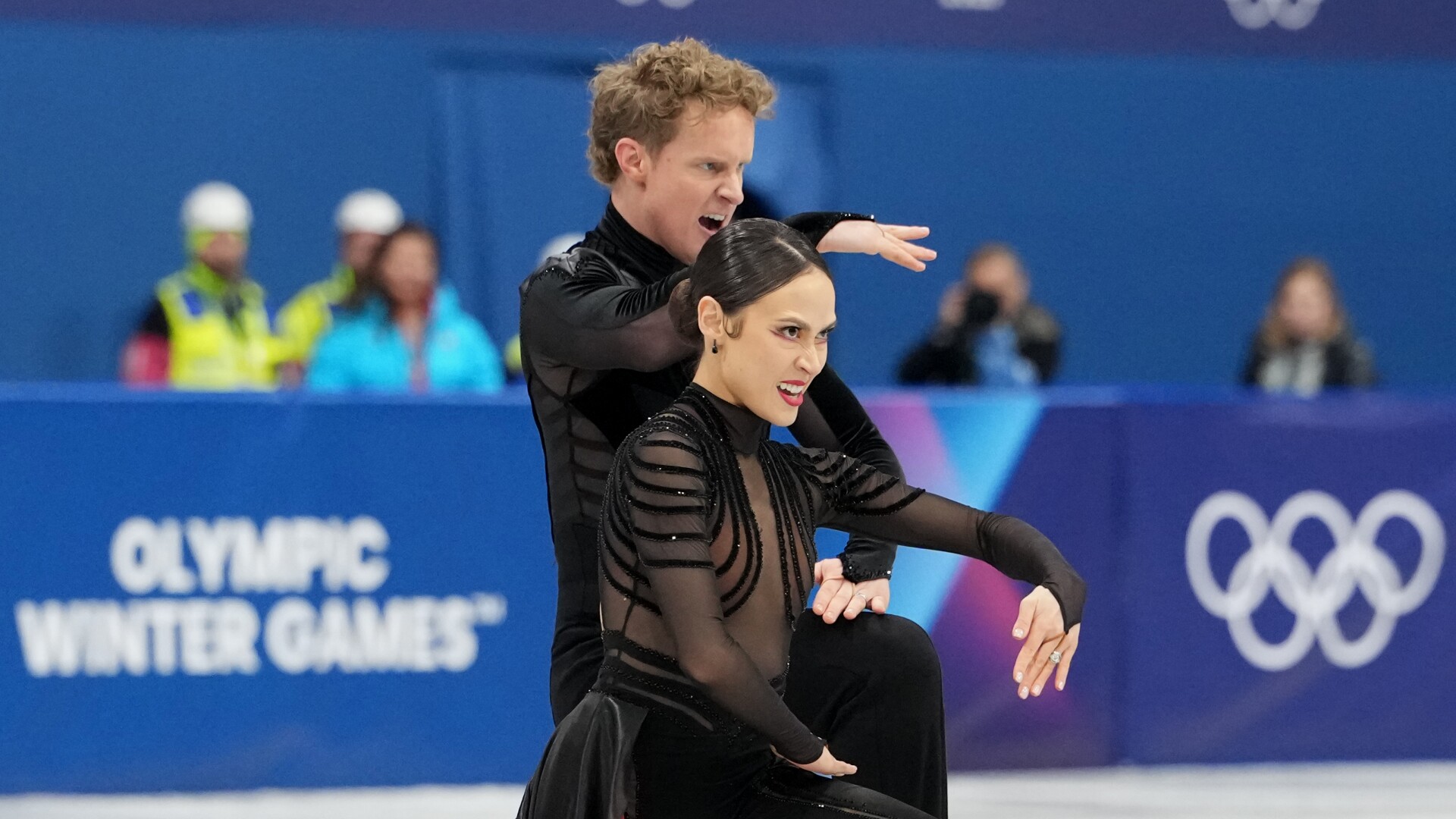 Madison Chock, Evan Bates take break from ice dance competition
