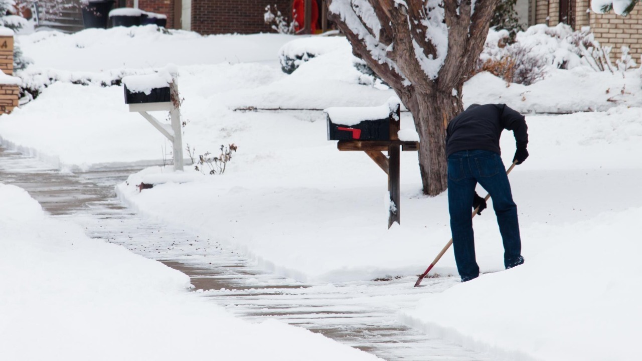 Winter storm warning issued as forecasts call for up to 18 in. of snow
