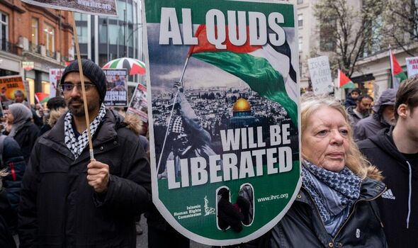 Fury over Labour's 'double standards' as 'Islamist extremists' set to ...