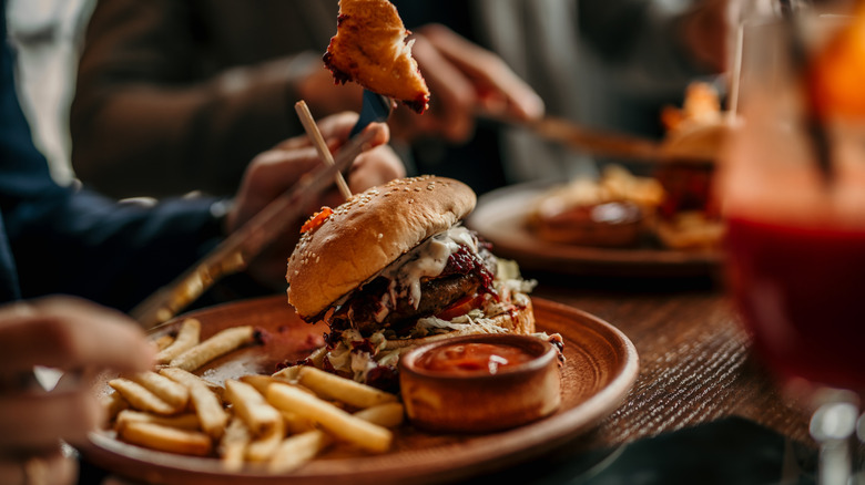 One recent change at restaurants that boomers hate — and everyone else ...