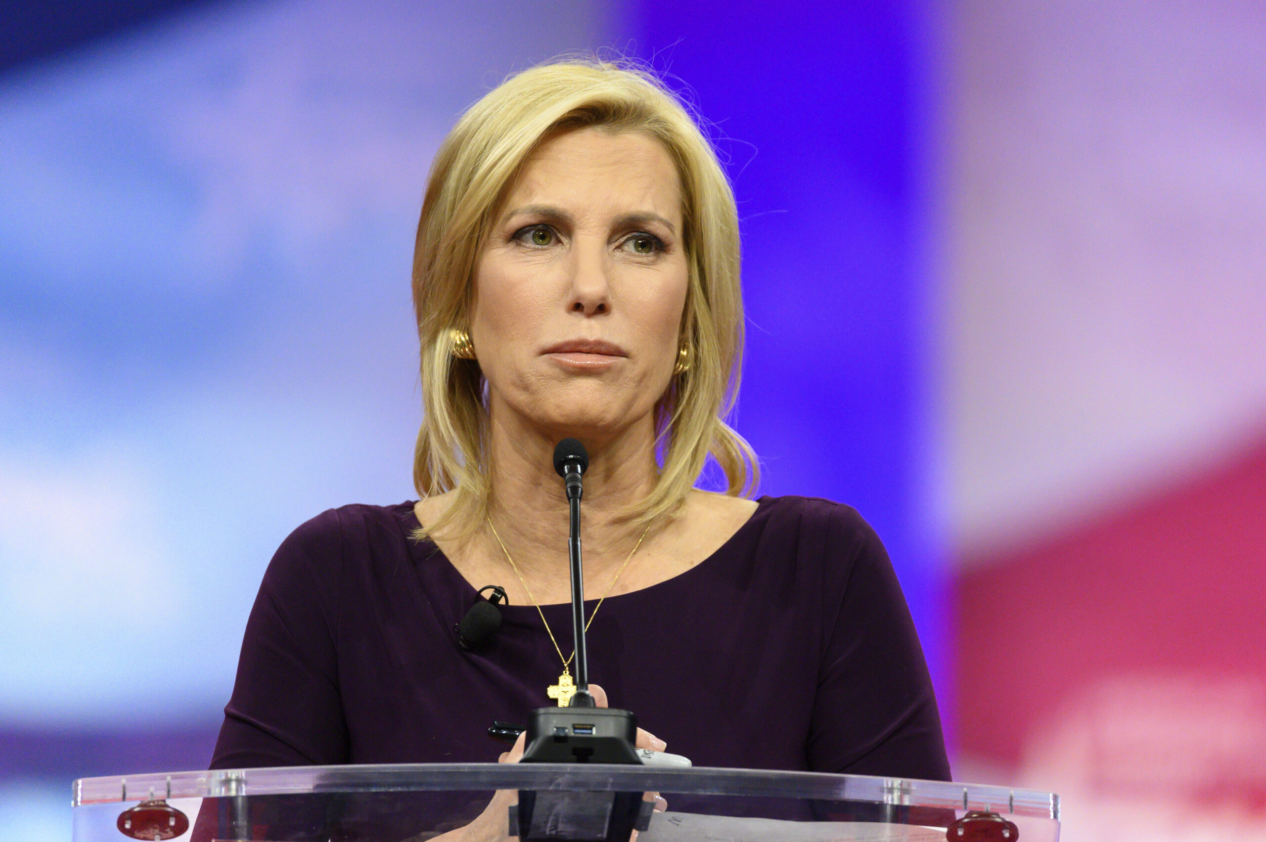 Fox News host warns Trump will ‘soon’ decide Iran war has cost ‘enough ...