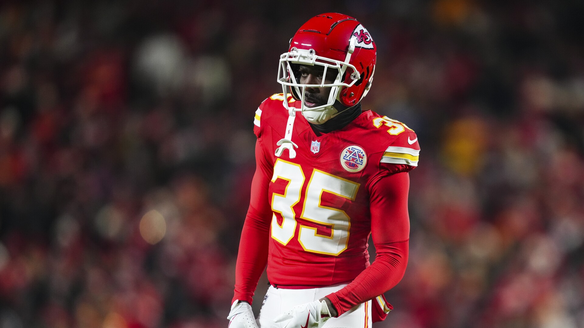 Jaylen Watson agrees to three-year deal with Rams
