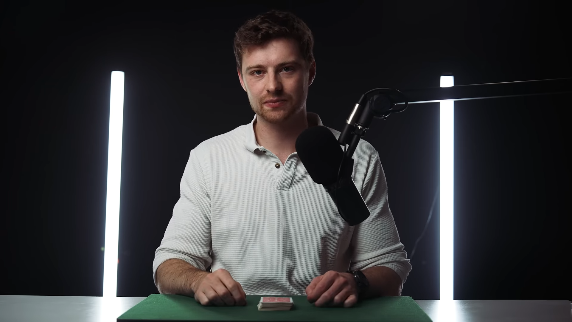 The psychology behind mind reading - three techniques explained
