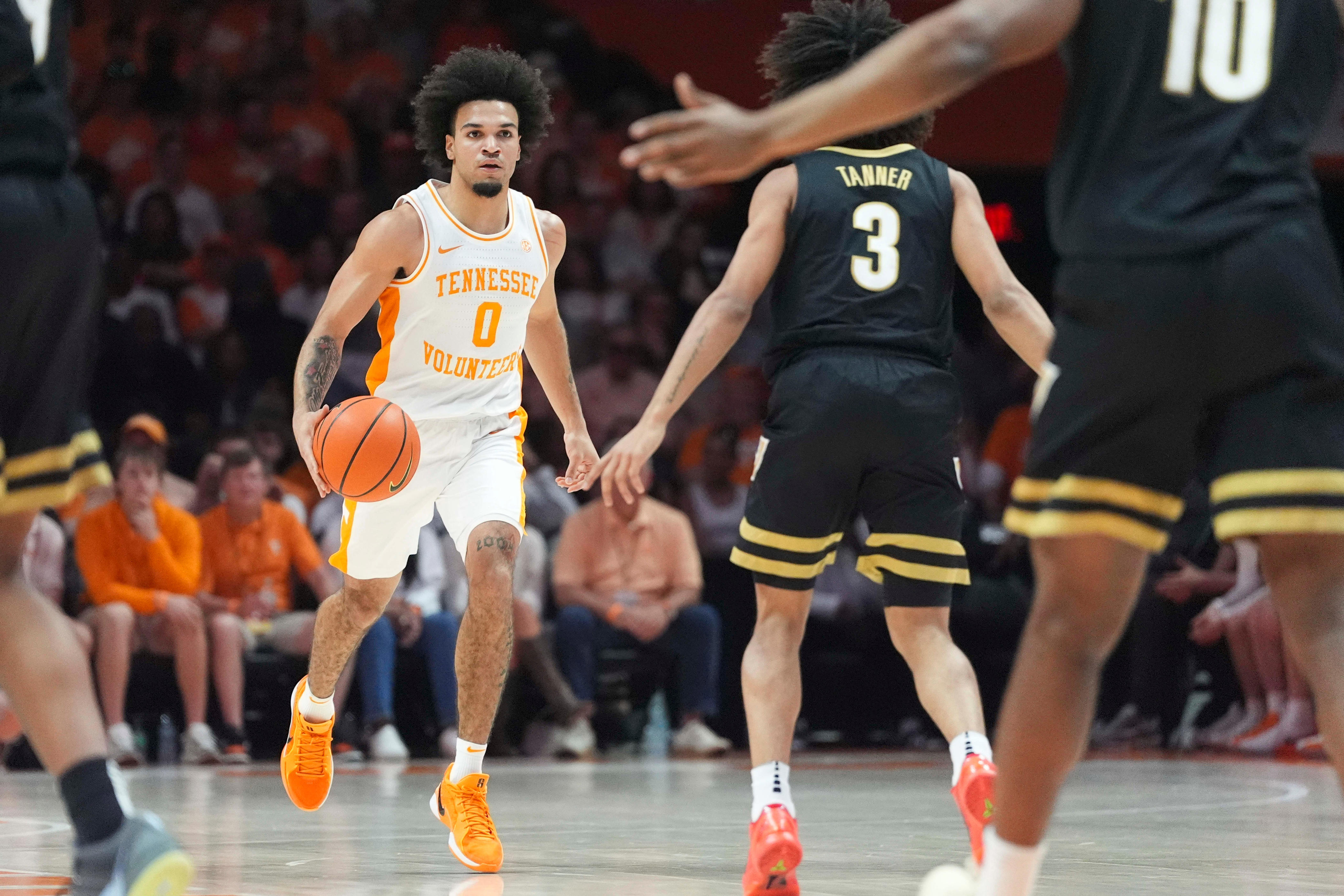 Nate Ament, Ja'Kobi Gillespie lead Tennessee basketball SEC awards
