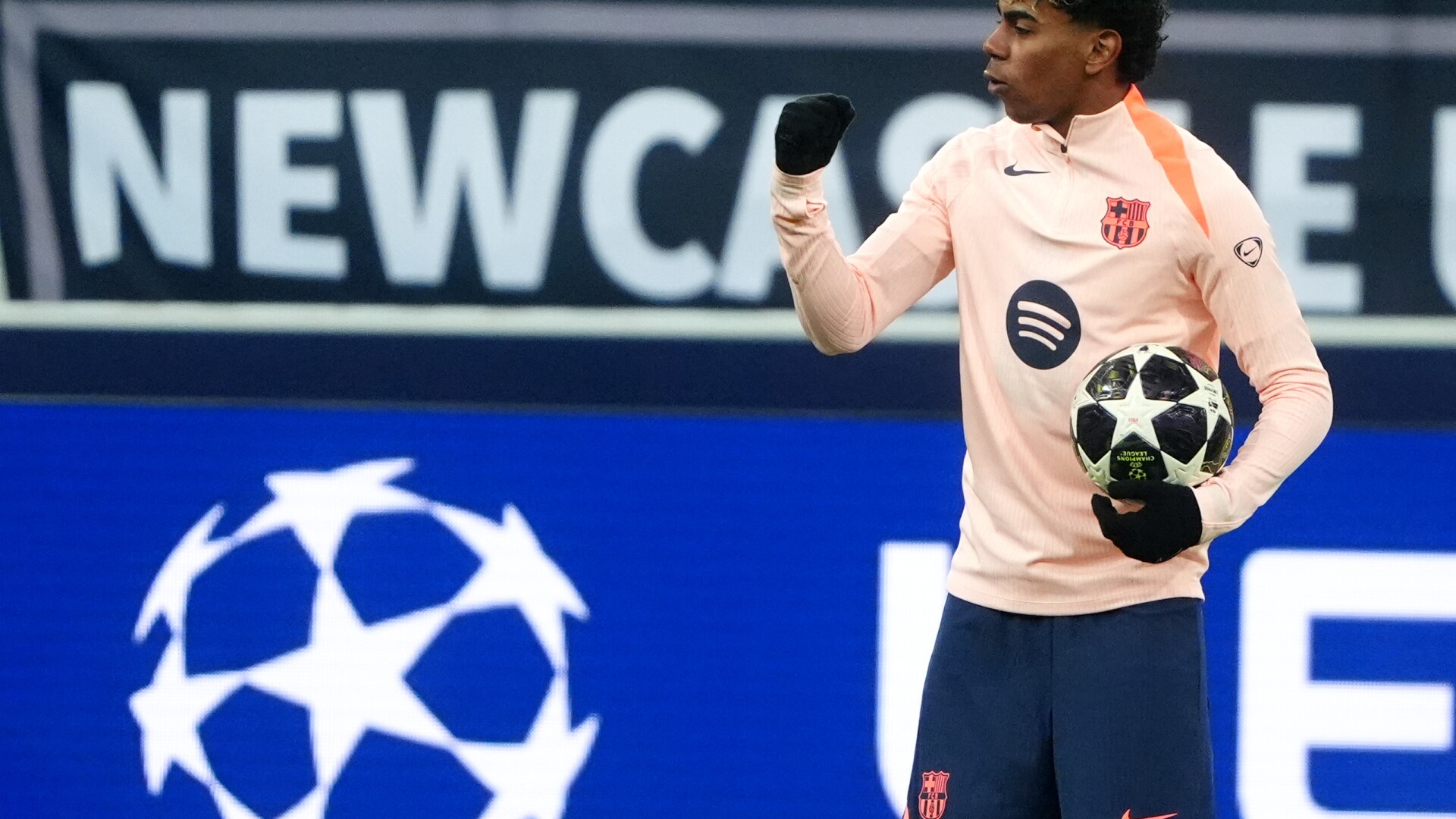 Newcastle vs Barcelona live: Champions League updates, watch live ...