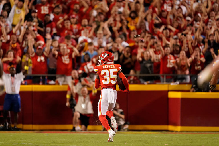 Reports: Former Chiefs cornerback Jaylen Watson joins Trent McDuffie in ...