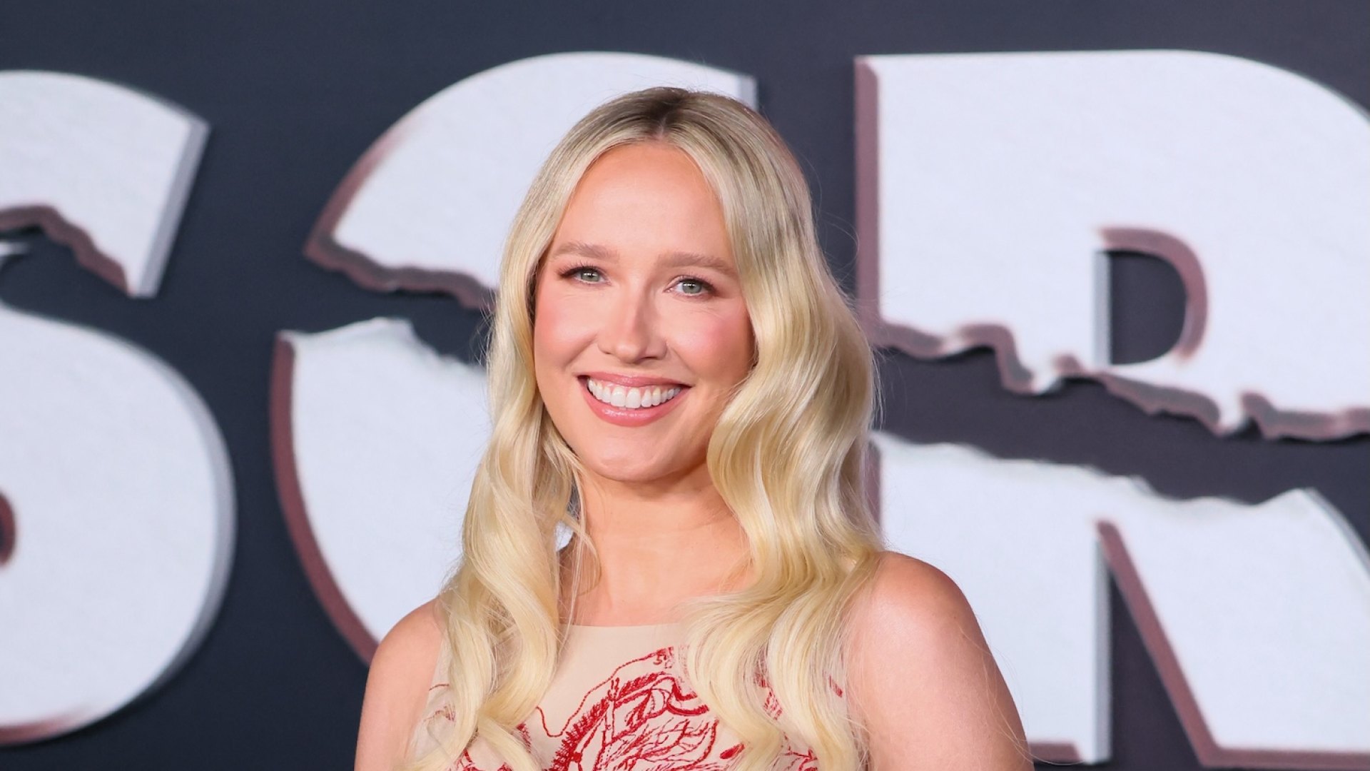 Anna Camp comes out as bisexual amid relationship with Jade Whipkey