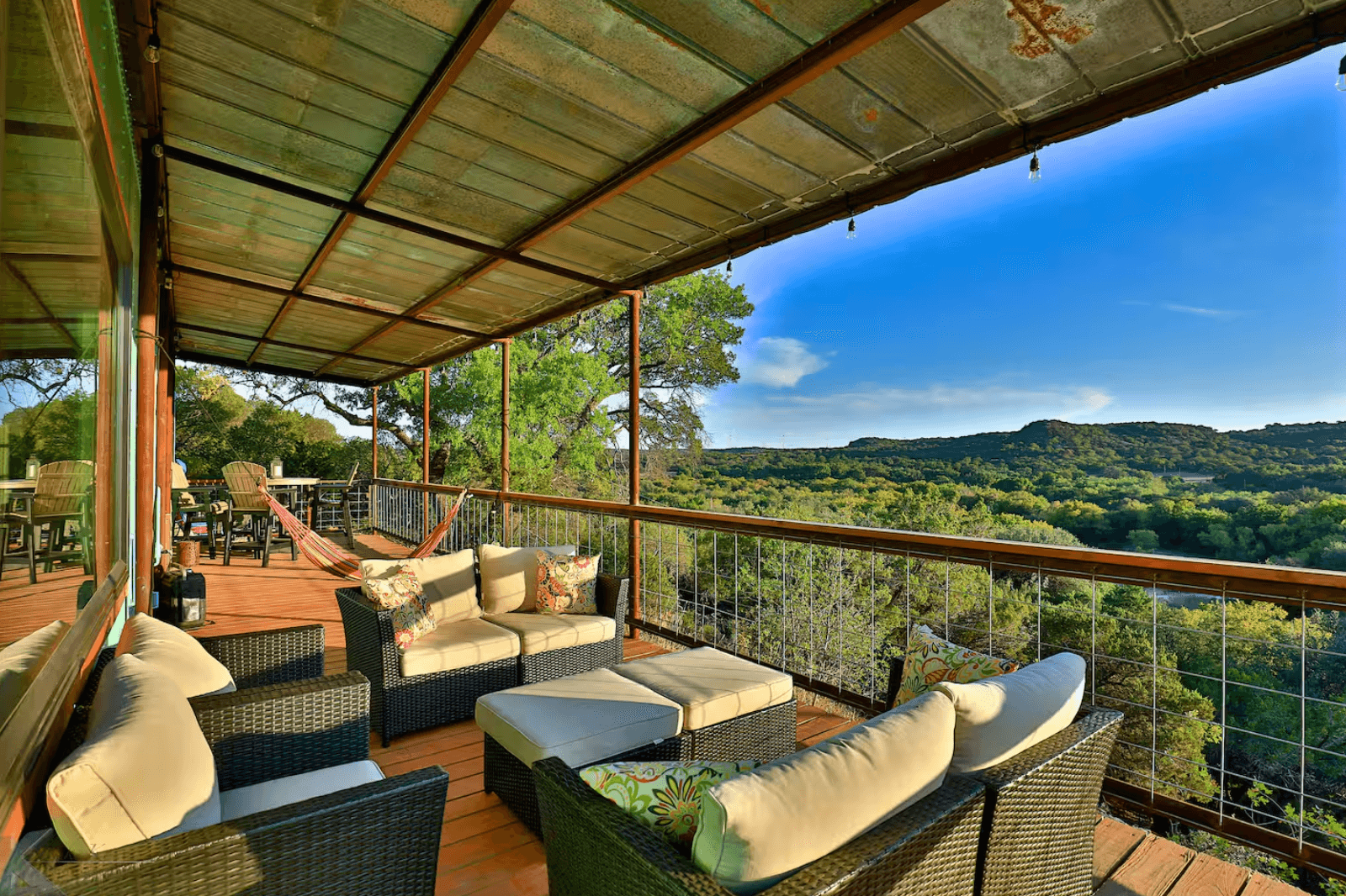 I found America’s most unique train Airbnbs—one even has a cupola for ...
