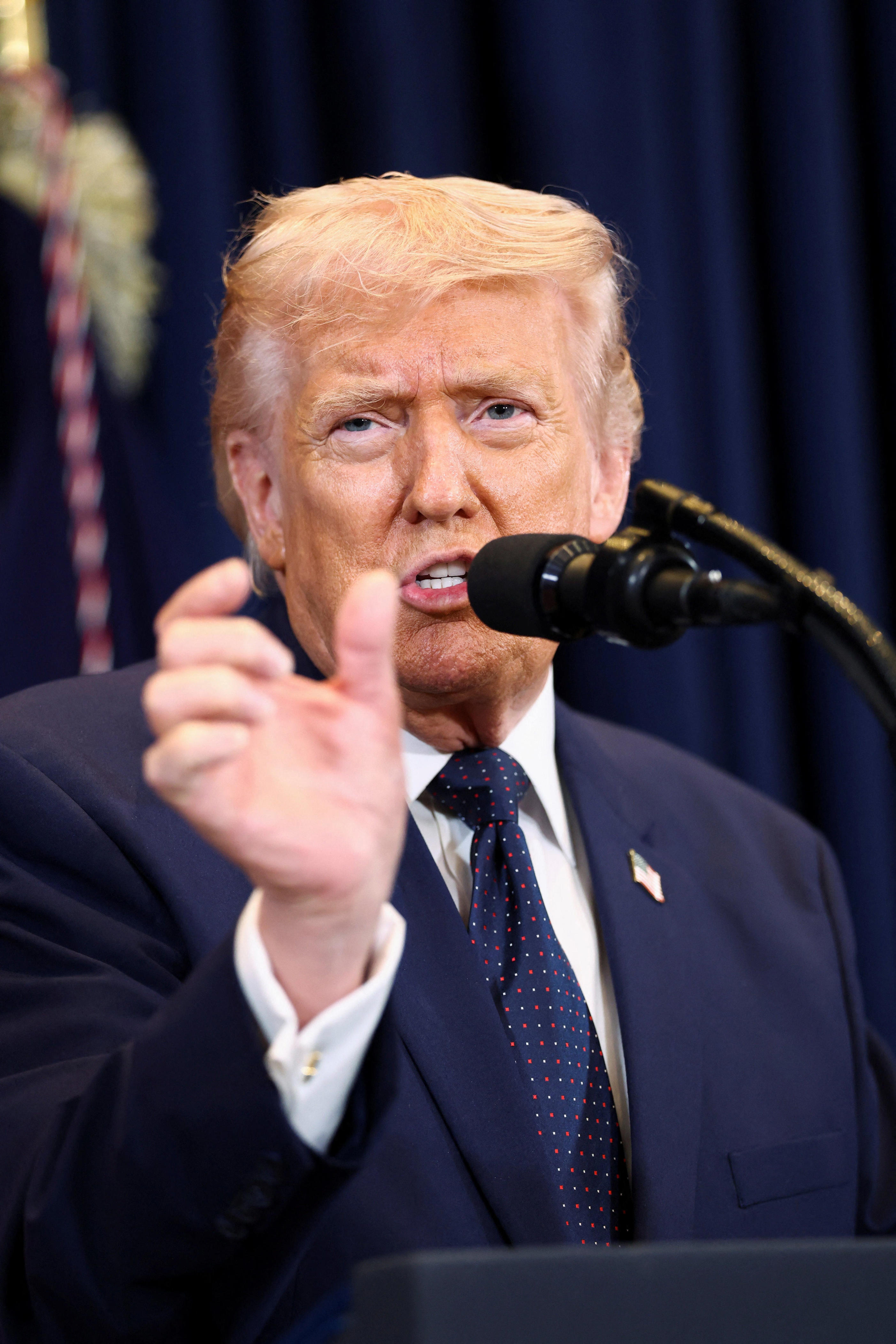 Louisiana advances bill to name Mississippi River bridge after Trump