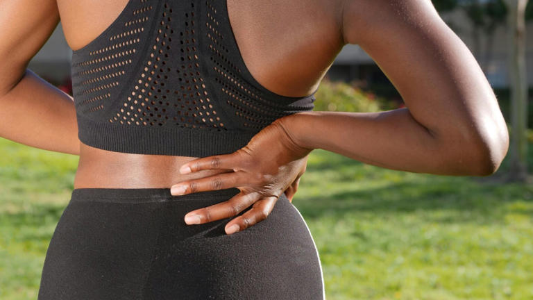 Warning signs you have a pinched nerve in your hip (and what to do next)