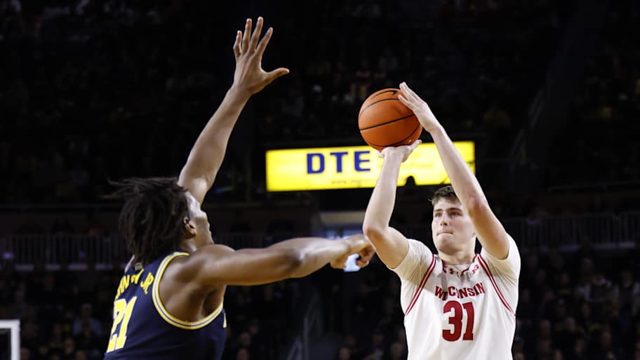 Wisconsin coach Greg Gard gives encouraging update on injured center ...