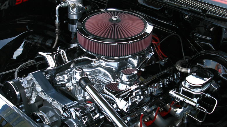 5 of the best engines ever put in a Chevy truck