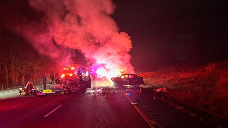 2 drivers killed in wrong-way crash on I-5 near Battle Ground