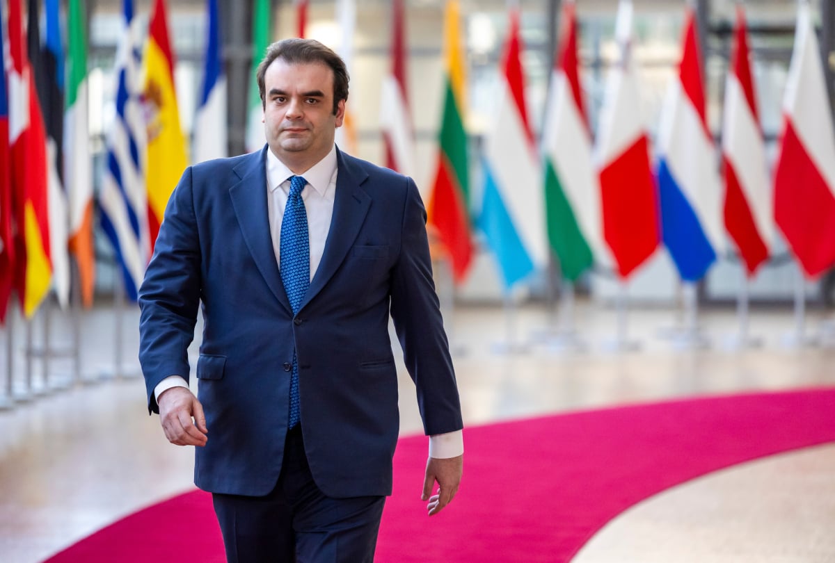 Πιερρακάκης: Η Ευρώπη βρίσκεται σε στασιμοπληθωρισμό - Ανάγκη για μέτρα ...