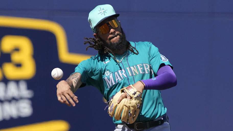 Mariners’ latest camp update includes roster cuts and good news for JP ...