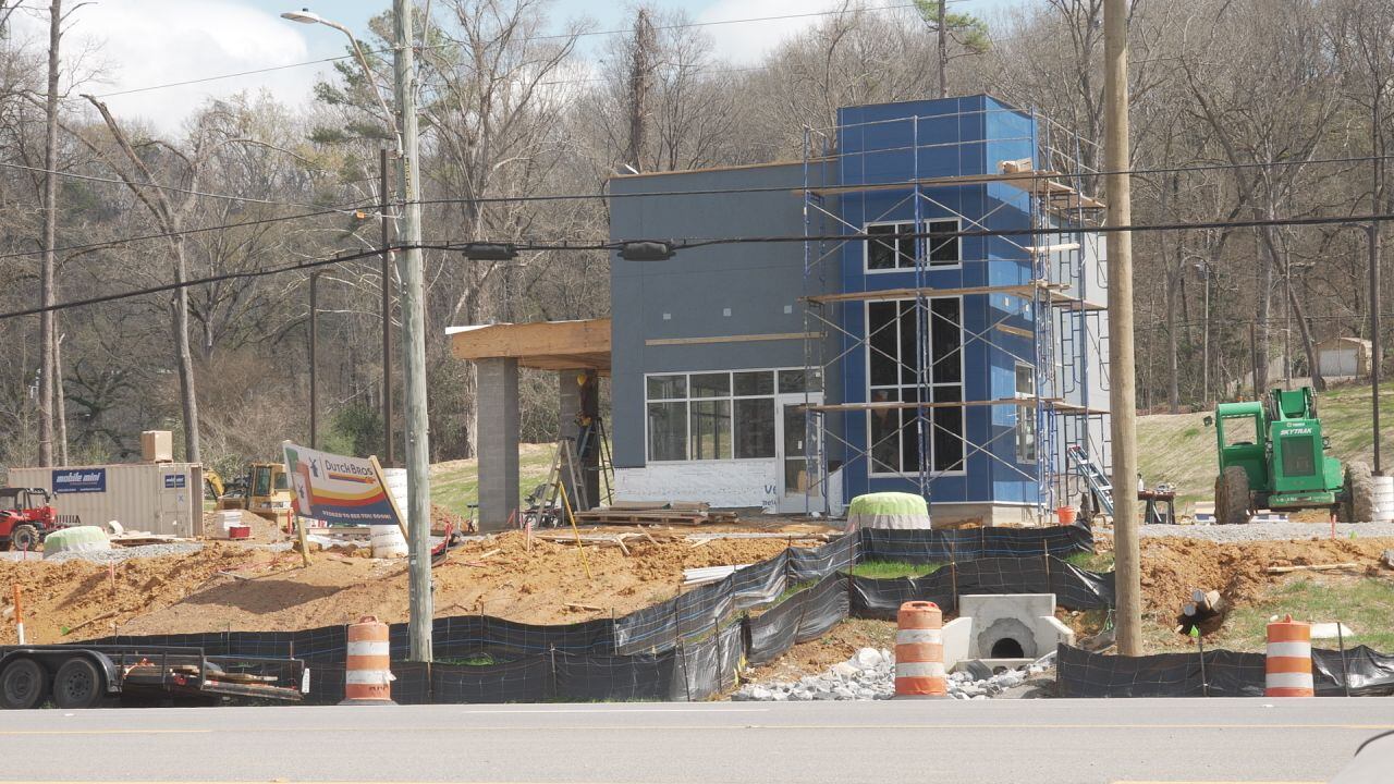 Multiple new restaurants, shops being built on Highway 31 in Alabaster
