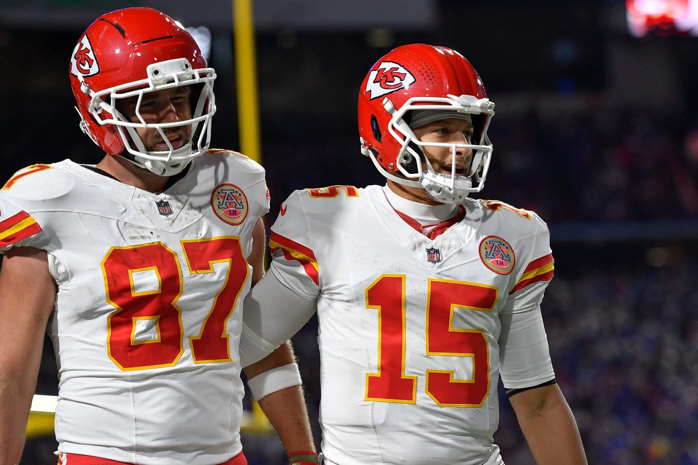 Travis Kelce reviendrait et le demi offensif Kenneth Walker se ...