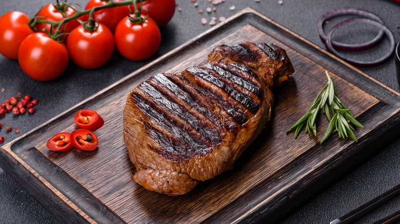 Here's why chuck eye is cheaper than ribeye — and preferred by many ...