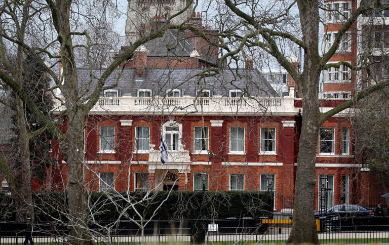 Iran’s new supreme leader has ties to luxe London real estate ...