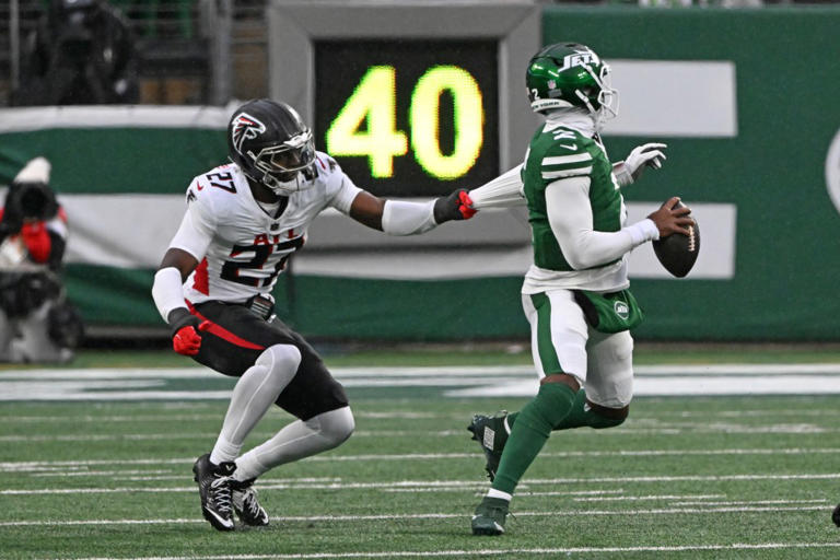 Police were called multiple times on Falcons’ James Pearce before he ...