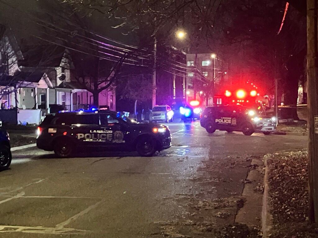 30-year-old man killed in early morning Lansing shooting