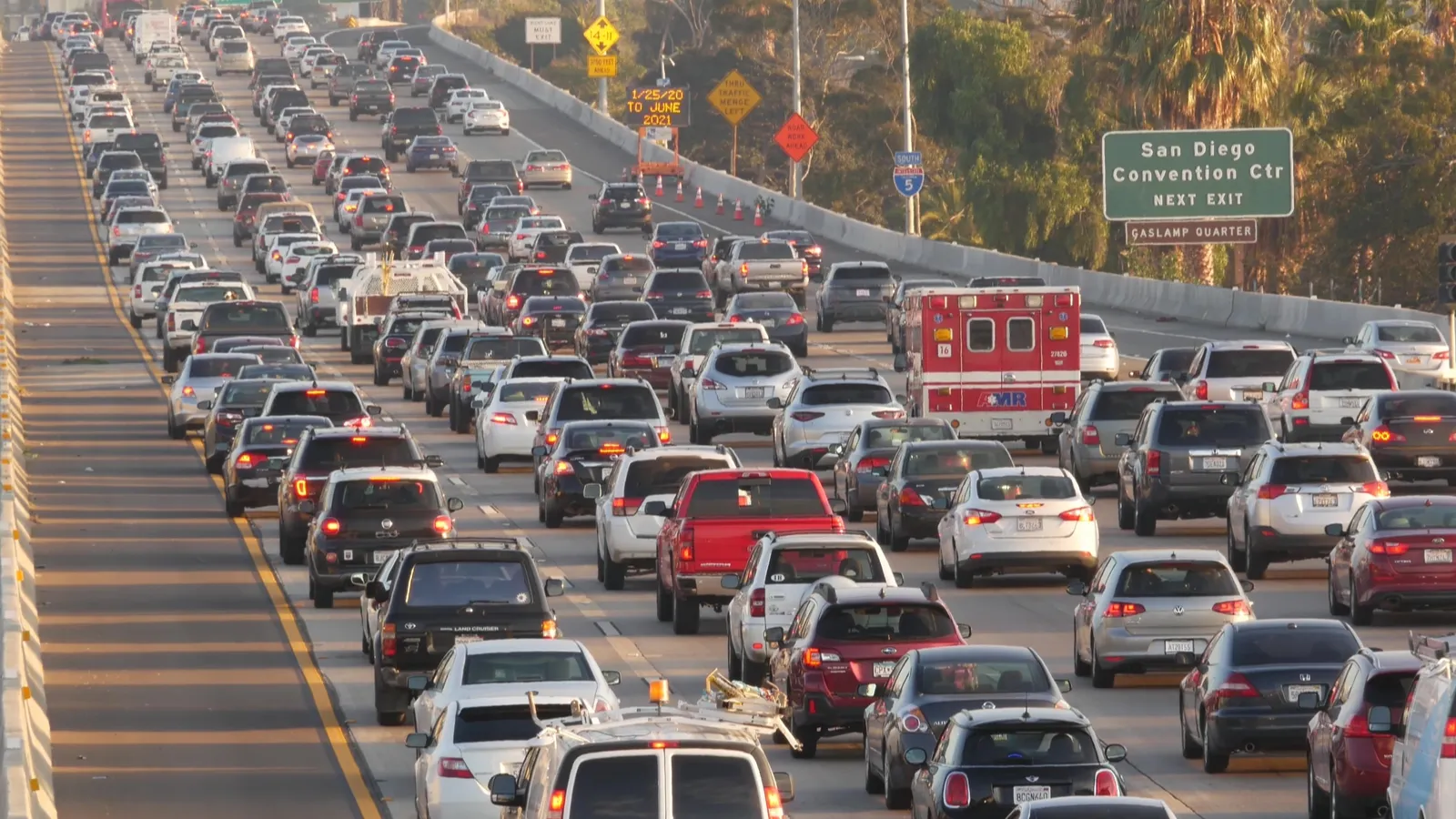 Why California pump prices jump faster than other states