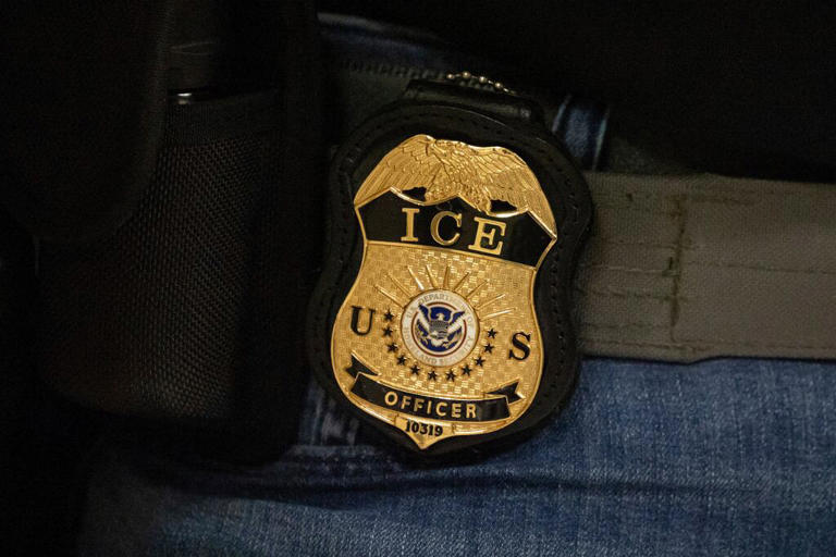 Bill to shield immigration enforcement records from public disclosure ...