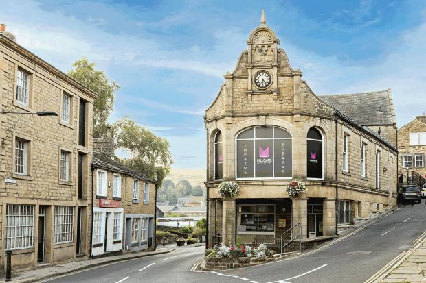 Oldham-born Emmerdale actor to perform one-man play in Saddleworth