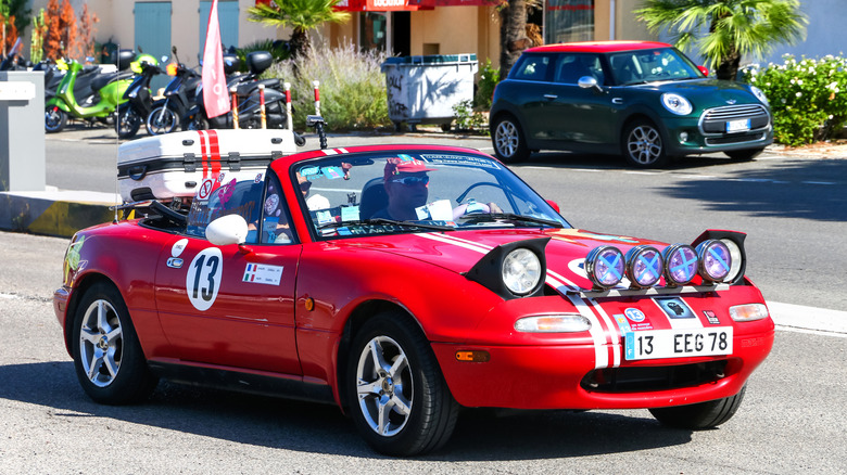 10 classic car features that have been banned