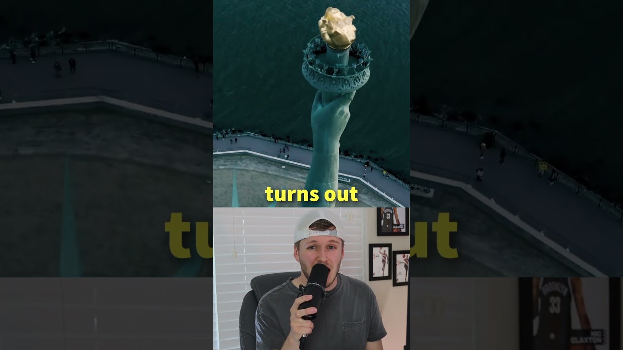 The Statue of Liberty used to be a lighthouse 🤯