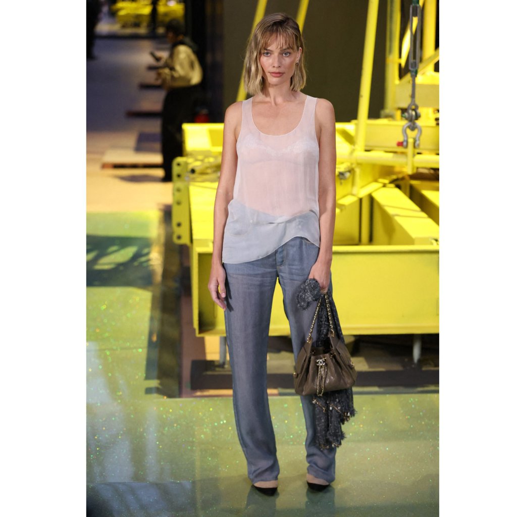Margot Robbie en look transparent, Lily-Rose Depp en tenue léopard ...