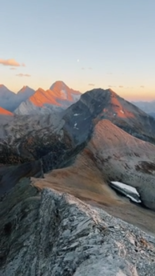 Canadian Rockies views that don’t look real