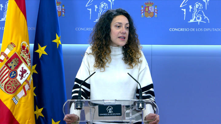 Sumar tacha de "desastrosas" las palabras de Von der Leyen