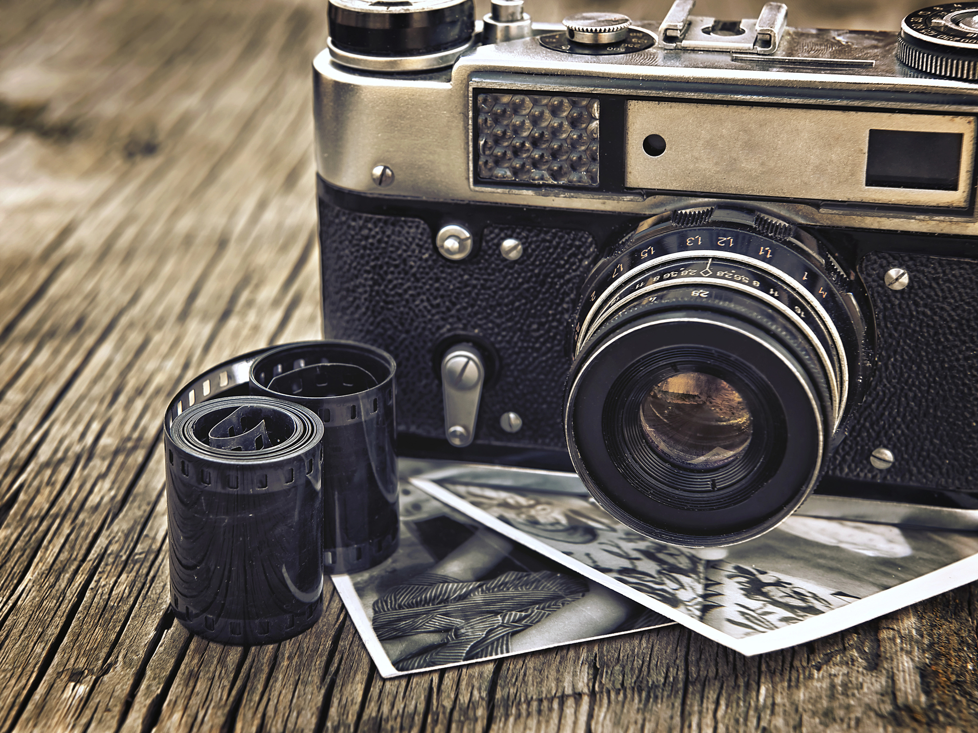 18 historic photos with deeper stories