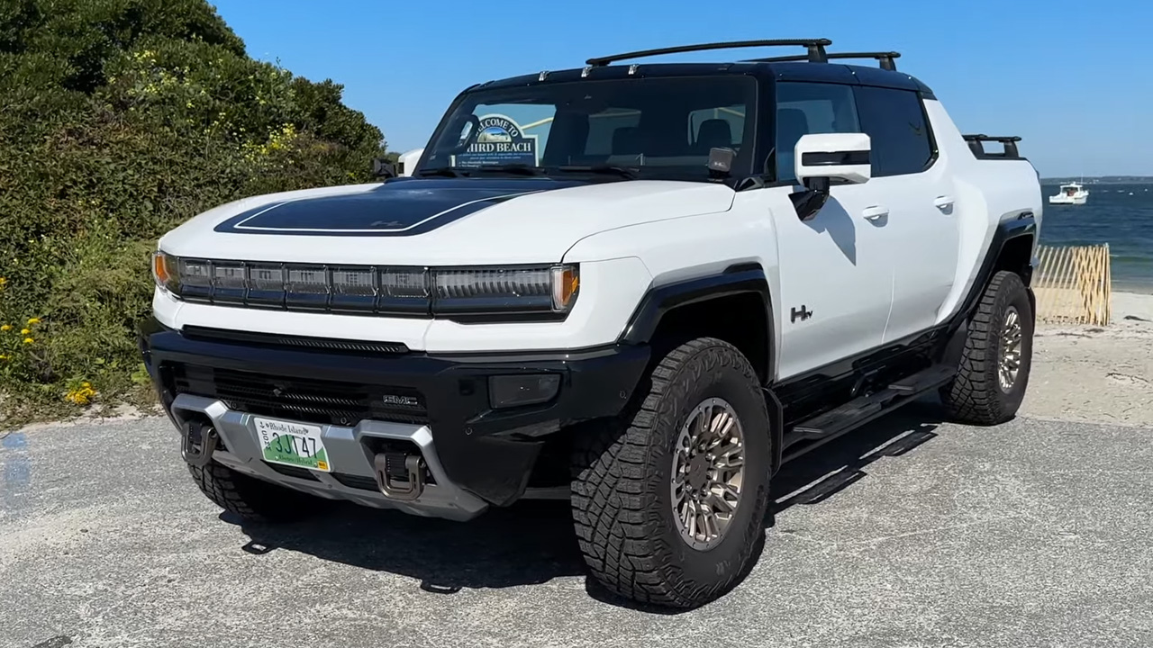 A closer look at the electric Hummer SUV