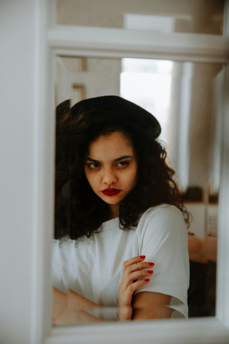 People who think they're better than everyone else often do these 10 things