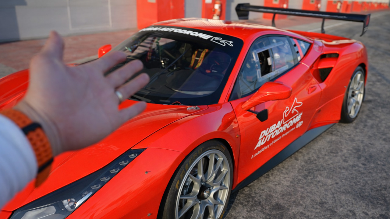 Porsche 992.2 GT3 track test in Dubai