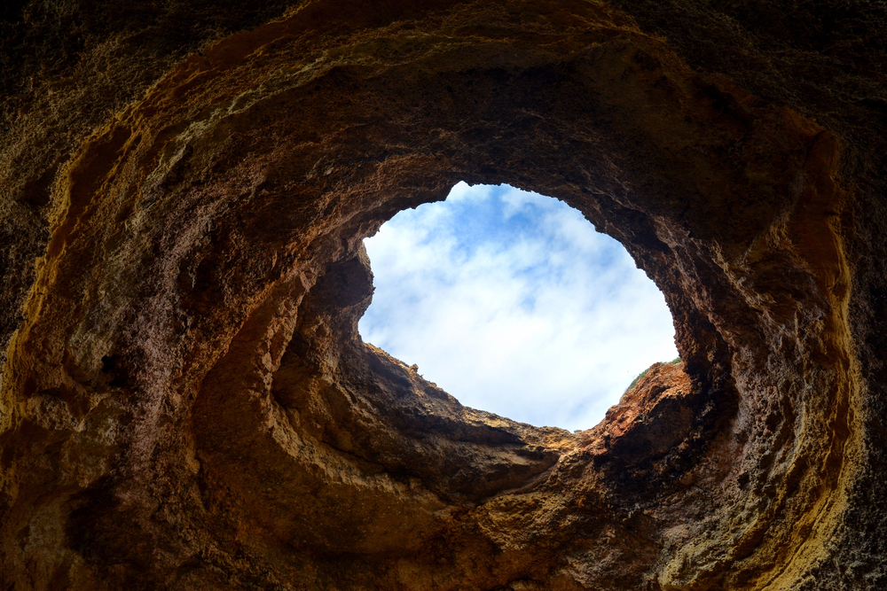 20 little-known facts about the world’s deepest caves