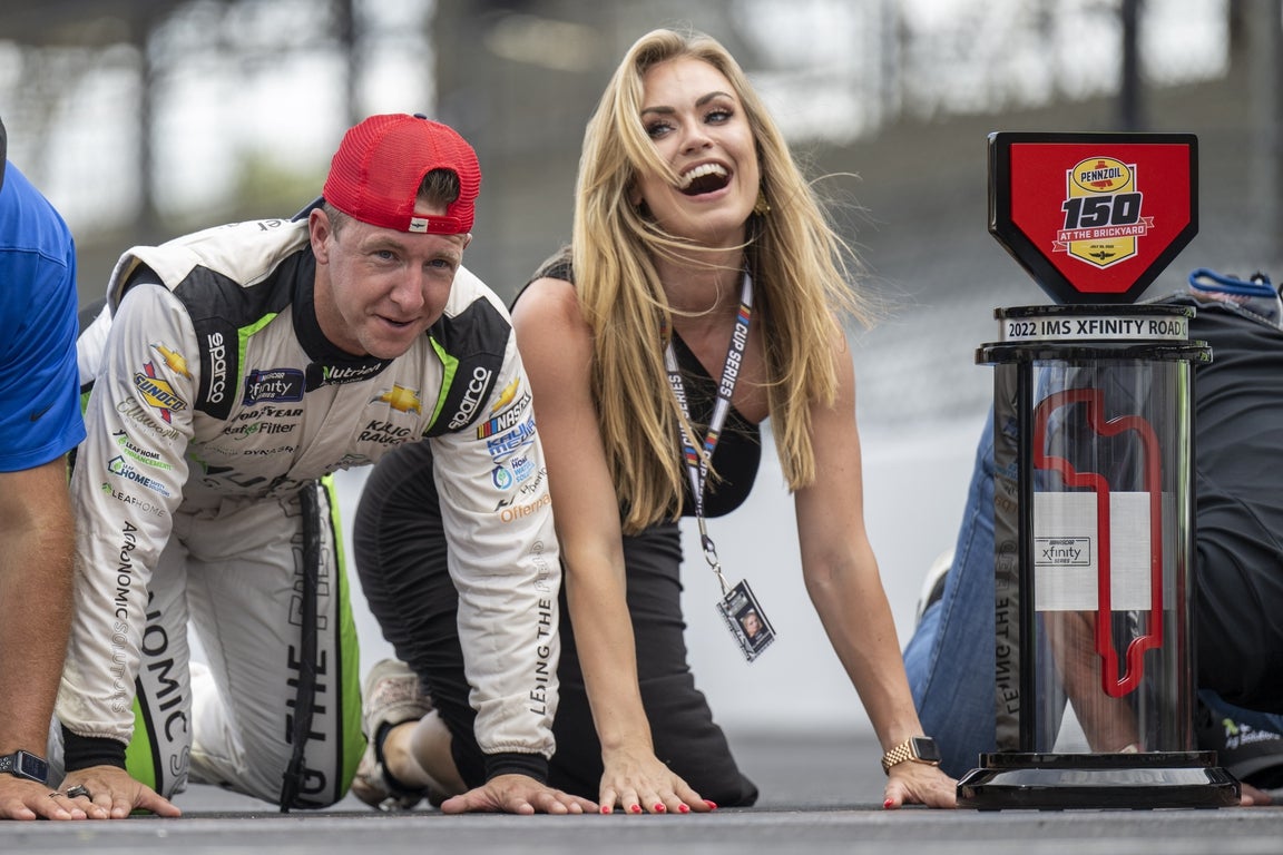 Amazing photos of top athletes dominating sports alongside their wives ...