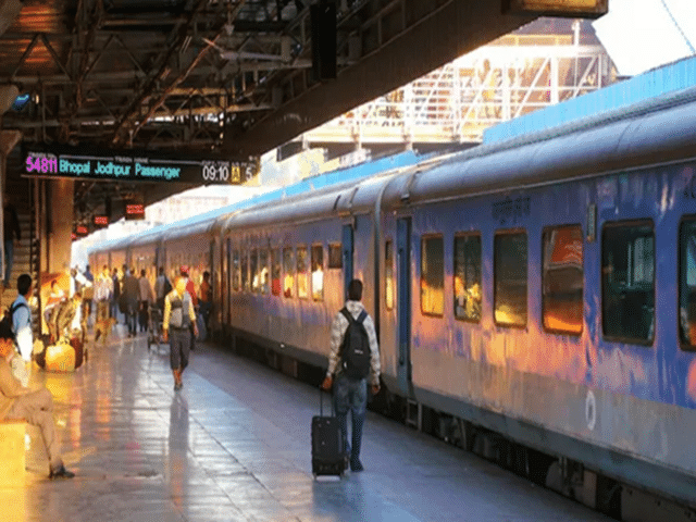 Train cancelled: These trains will remain cancelled from March 17 to ...