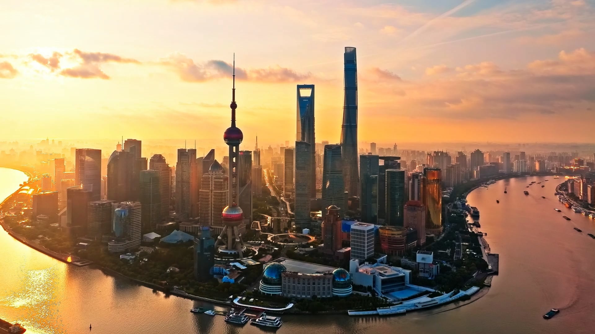 Soaring high: Drone tour around Shanghai's Oriental Pearl Tower - Worldwide