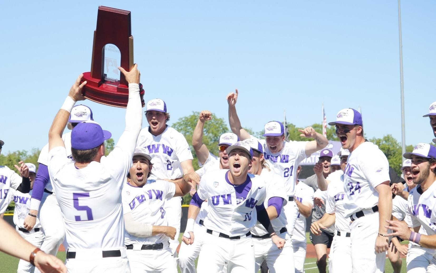 National champion Wisconsin-Whitewater baseball returns to Pensacola