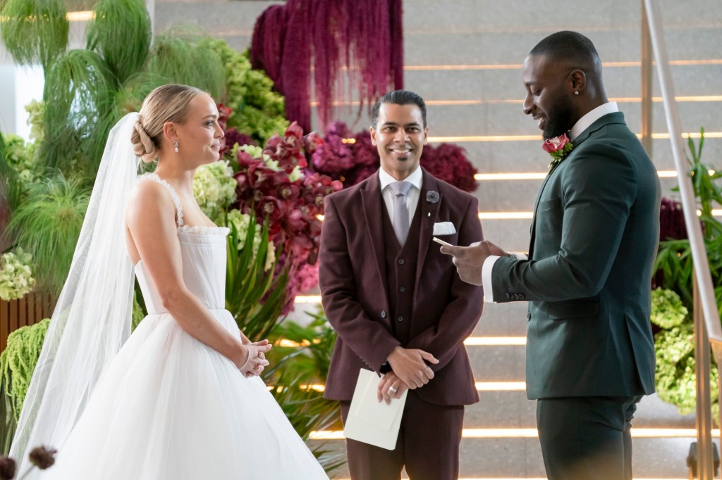 The excruciating moment bride tells groom at altar: 'I don't think I ...