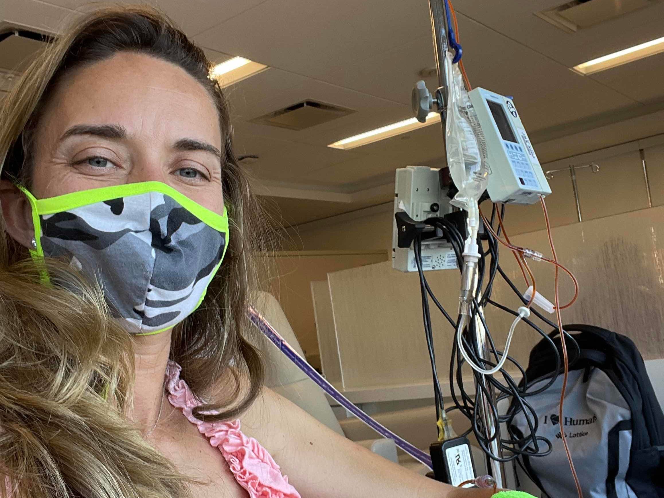 A mom in her 30s was diagnosed with stage 3 colorectal cancer after ...