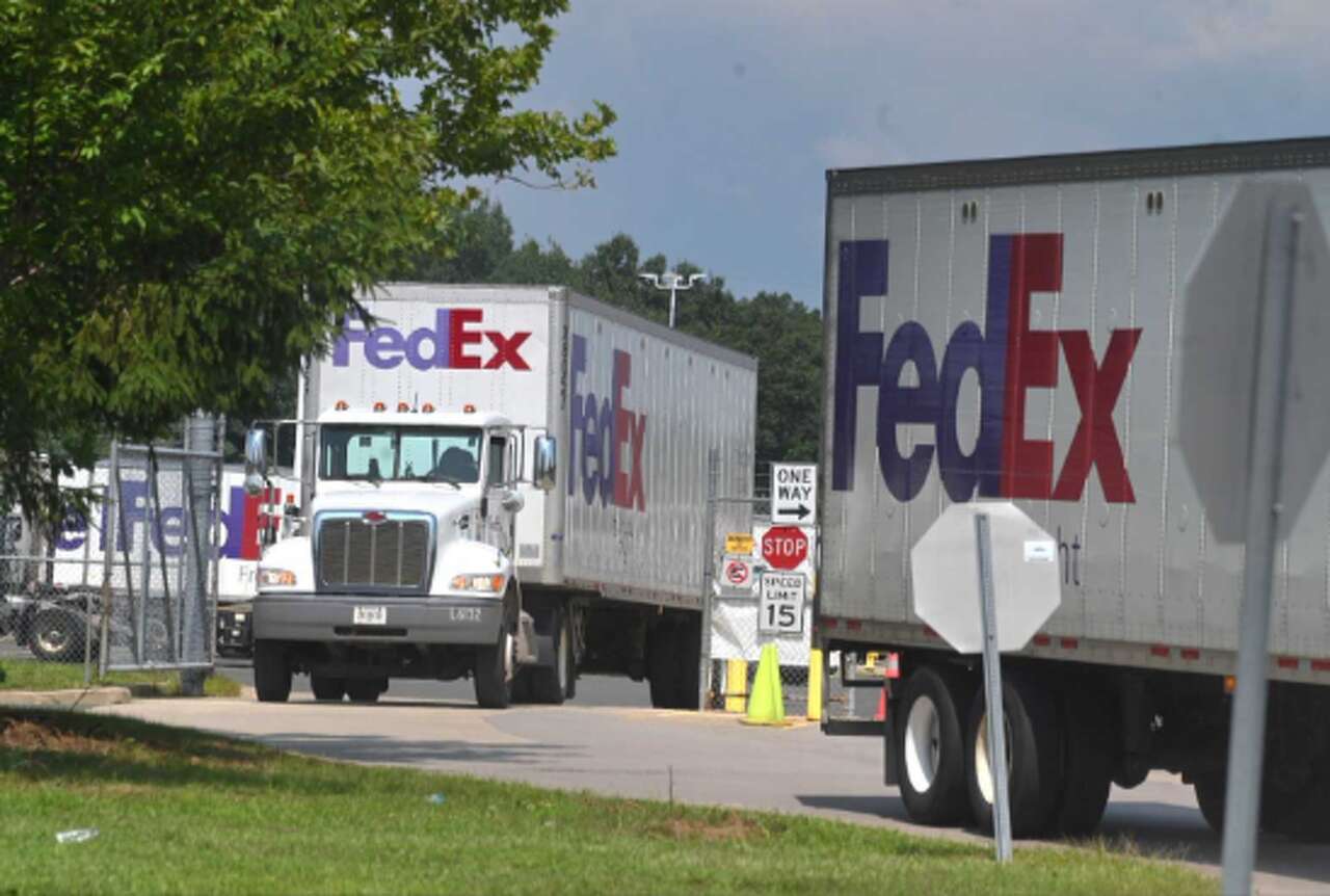 $9.5M FedEx settlement over unpaid security screenings awaits CT court ...